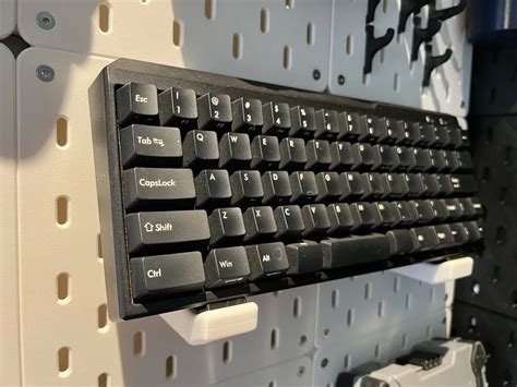 Pegboard Keyboard Holder By 莔戈 Makerworld Download Free 3d Models