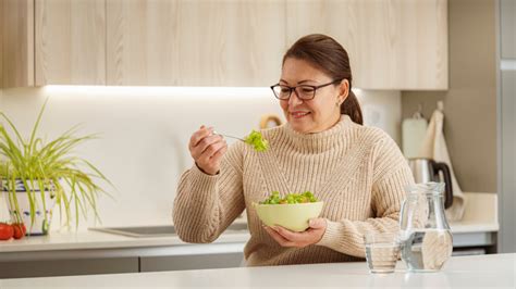 How To Savor Every Bite A Guide To Practicing Mindful Eating Dr