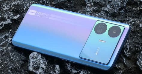 realme GT Neo5 SE debuts with SD 7 Plus Gen 2, 5,500mAh battery with ...