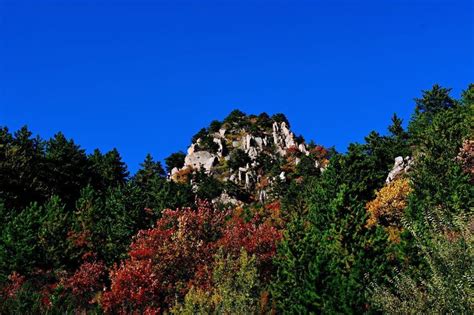 赤峰锦山 赤峰锦山中学 大山谷图库