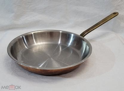Изумительная Медная сковородка с латунной ручкой ,38.5х22х3.5 см ...