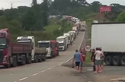Congestionamento Na Serra Dona Francisca