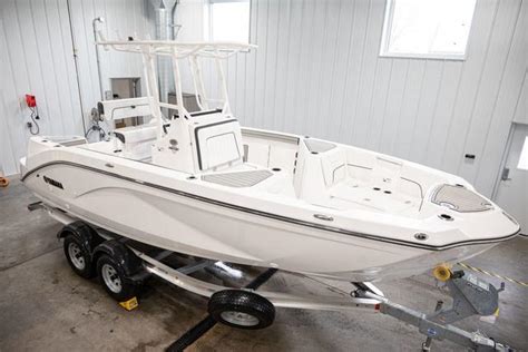 New 2023 Yamaha Boats 220 FSH Sport 54904 Oshkosh Boat Trader