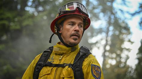 Some Fire Country Fans Think Manny Is A Red Herring For The Arsonist