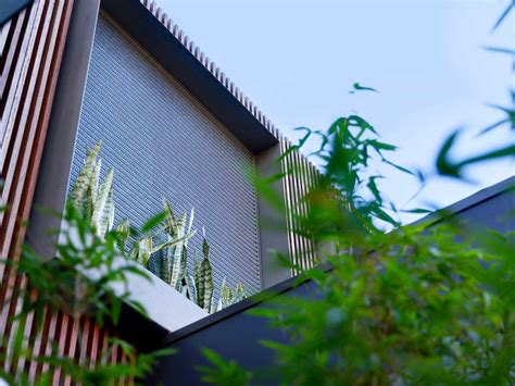 Kaynemaile Screens Add Luxurious Solar Shading And Privacy To Sydney Townhouses Architecture
