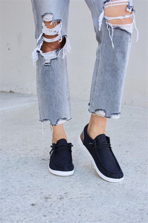 Forever Link Star Lace Up Flat Sneakers