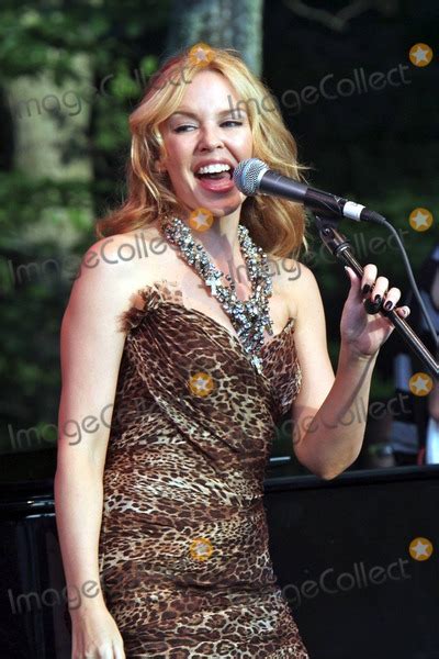 Photos And Pictures Award Winning Singer Kylie Minogue Performs Live