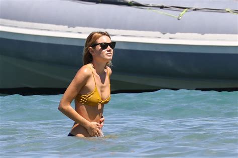 Camille Rowe Sexy 39 Photos Thefappening