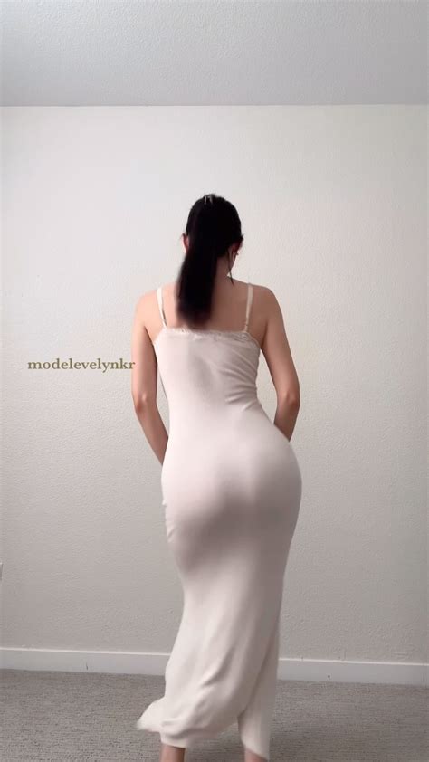 이블린 Evelyn 골반 댄스 Dance 💛 Fashion Trending Viral Girl Gym