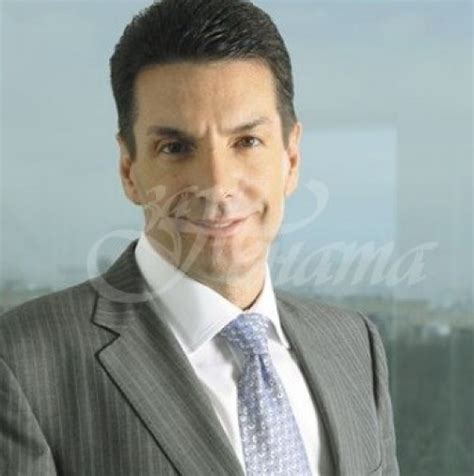 Вижте в какъв невиждан лукс живее един от най богатите хора в България транспортния бос Ваньо