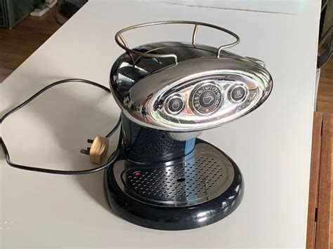 Illy Coffee Machine X7 1 Tv And Home Appliances Kitchen Appliances Coffee Machines And Makers On