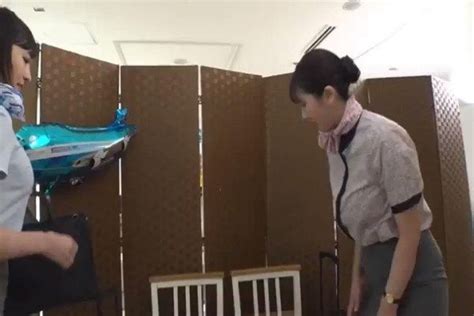 Dvmm 024 一般男女モニタリングav 美脚キャビンアテンダント仲良し2人組が初めての性感5点責めに挑戦！ベロチューされながら両乳首イジら