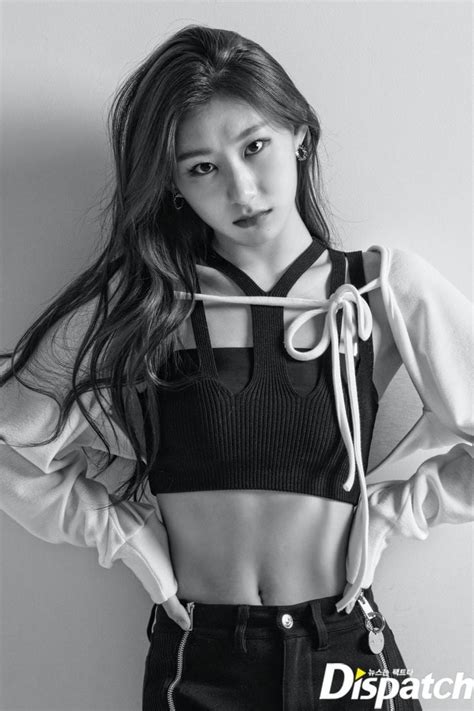 Itzy Belly Button R Kpophotties
