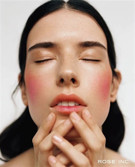 Artist In Residency Adele Sandersons Modern Ombré Lips And Cheeks