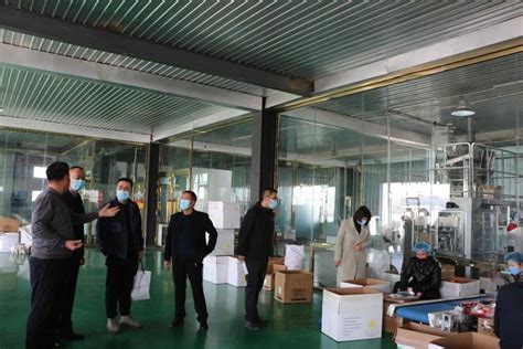 内蒙古宜德律师事务所深入企业开展“法治体检”专项活动营商工作环境