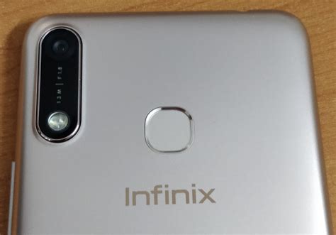 Infinix Hot Review Great Design Huge Battery A Fingerprint Sensor At Pkr