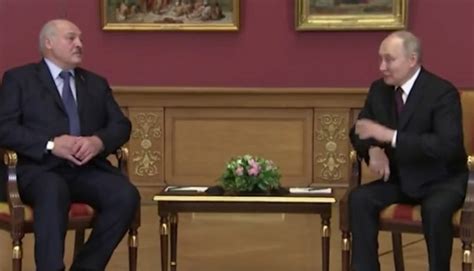 Путин се сретна со Лукашенко во музеј во Санкт Петербург Ohridsky
