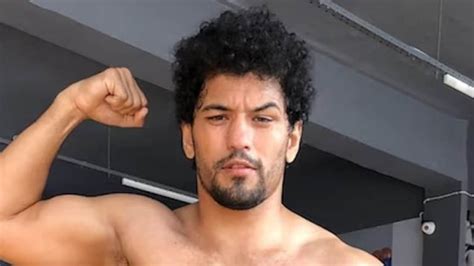 Neeraj Goyat To Debut On Mvp Card Against Brazils Whindersson Nunes
