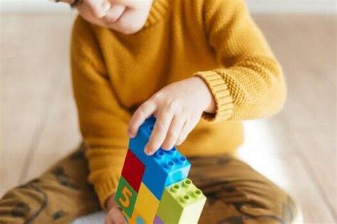 Falsa psicóloga que atendia crianças autismo é con ABC do ABC