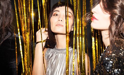 An Introverts Survival Guide To Navigating Parties