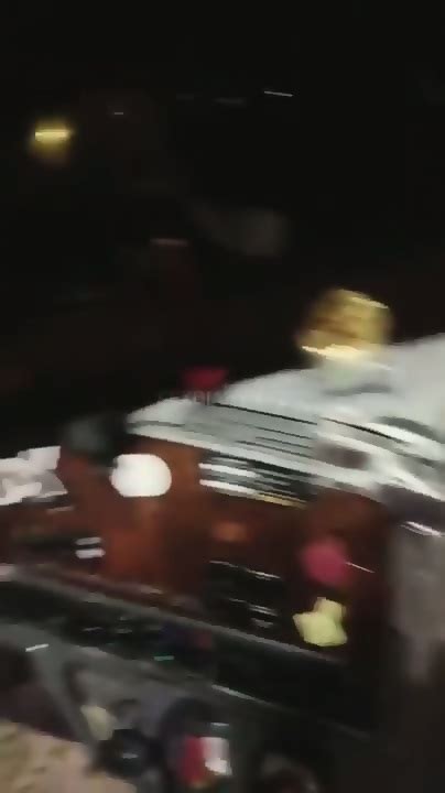 Enaknya Jadi Sopir Bisa Jajan Sembaranga Eporner