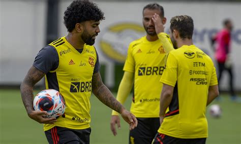 Flamengo encerra preparação para enfrentar o Nova Iguaçu Super Rádio Tupi