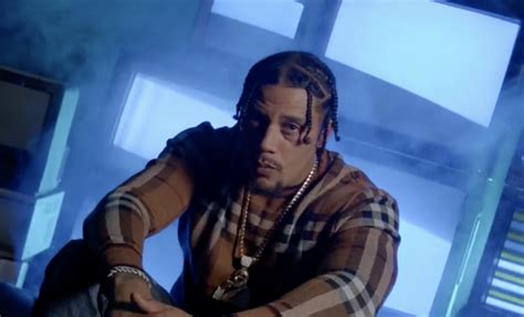 Premiere Deep Green Gives Visual Treatment To Intro Trap Hop Grm Daily