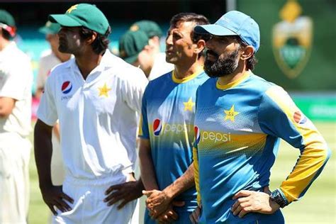 Pakistan Dont Have Anyone To Replace Misbah Ul Haq Claims Javed Miandad