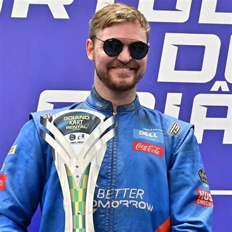 Patrick Herbert Patrick Herberts • Threads Say More