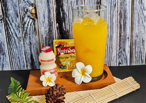 Resep Es Nutrisari Yakult Oleh Dara Home Cooking Cookpad