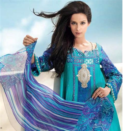 Gul Ahmed Winter Collection 2011 2012 Gul Ahmed Cambric Winter