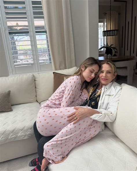 Angela Halili 🕊 Happy Mothers Day To The Legendary And Iconic Kristina