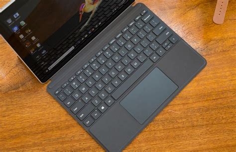 Microsoft Surface Go Review A Great Budget 2 In 1 With One Flaw Laptop Mag