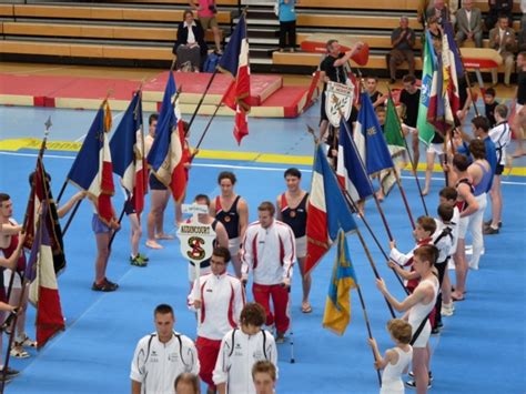 Galerie Championnat National FSCF Masculin En Sections Les Adultes Sur Le Podium FSCF