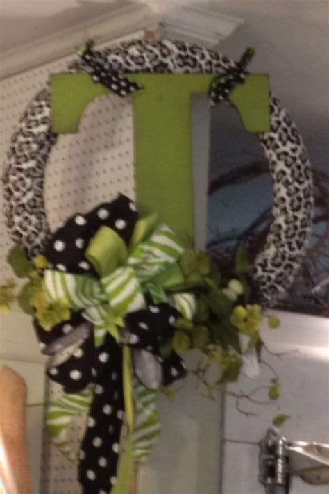 Initial Wreath Diy Crafts Initial Wreath Crafts