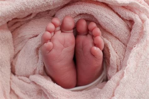 Prva Beba RoĐena U 2025 Godini U Beogradu Je DeČak Evo Kako Se