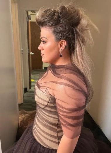 눈꽃타투 귀뒤타투 Kelly Clarkson 켈리 클락슨 네이버 포스트