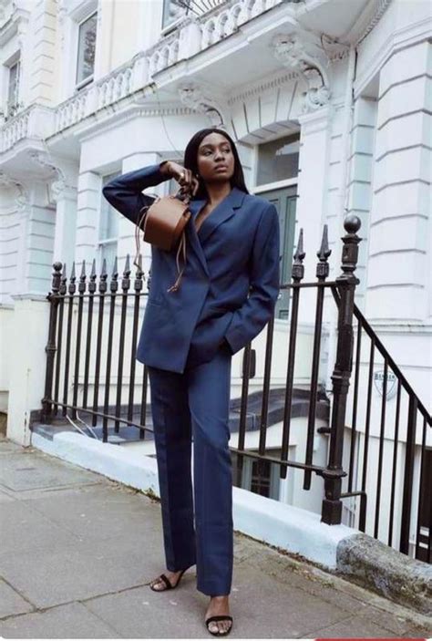 Костюм брючний новий — ціна 1170 грн у каталозі Брючні костюми Купити жіночі речі за доступною