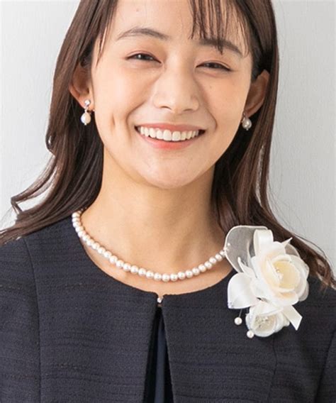 Form Forma（フォルムフォルマ）の「お花とリボンのコサージュ入学式卒業式結婚式パーティー（ブローチコサージュ）」 Wear