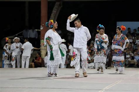 La Jornada Maya Quintana Roo Miguel Améndola Comunidades Mayas De