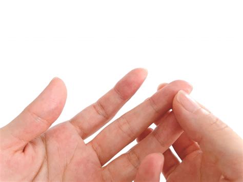 【指関節 こぶ】指の第一関節が痛いのはへバーデン結節？ 中山クリニック 兵庫県明石市の整形外科・再生医療・体外衝撃波治療