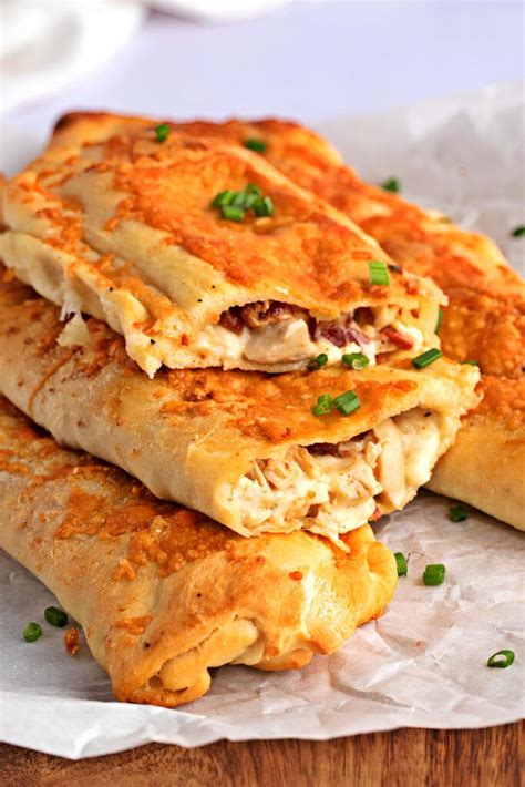25 Healthy Chicken Wrap Recipes For Lunch Or Dinner Insanely Good