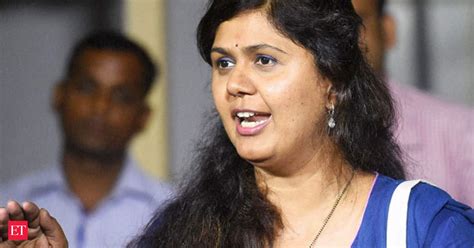 Pankaja Munde In Spot After Man Seen Carrying Her Slippers The