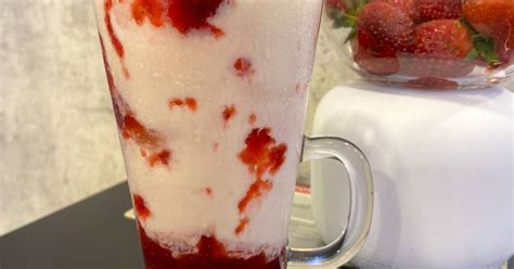 Resep Korean Strawberry Milk Oleh Kristina Heryawati Cookpad