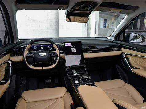 Geely 20t Compact Gasoline Vehicle Geely Boyue Silver Edition And