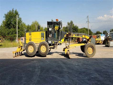 Used Komatsu Gd511 Second Hand Motor Grader Komatsu Gd555 Motor Grader
