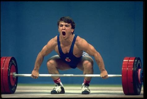 В Истанбул почетоха паметта на легендарния щангист Наим Сюлейманоглу