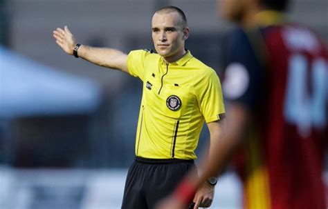 Elijio Arreguin Puts The Red Card In Redwood Redwood Bark