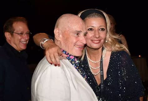 Elfrida Ismolli Chi è La Moglie Di Edoardo Vianello Età Vita Privata