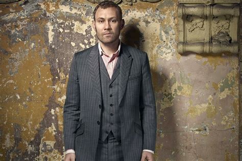 Superstar Singer David Gray Discusses New Best Of Album Digital Trends